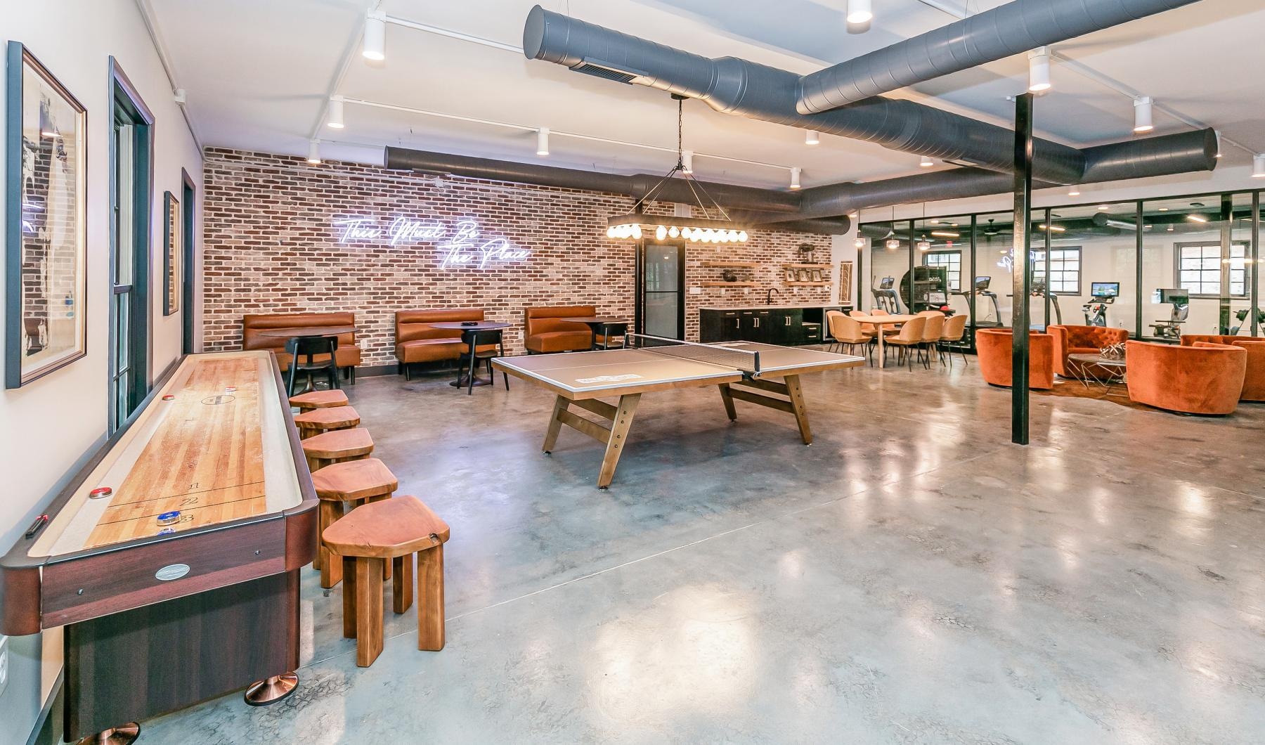 Newnan, GA Industrial Loft-Style Apartments | Newnan Lofts